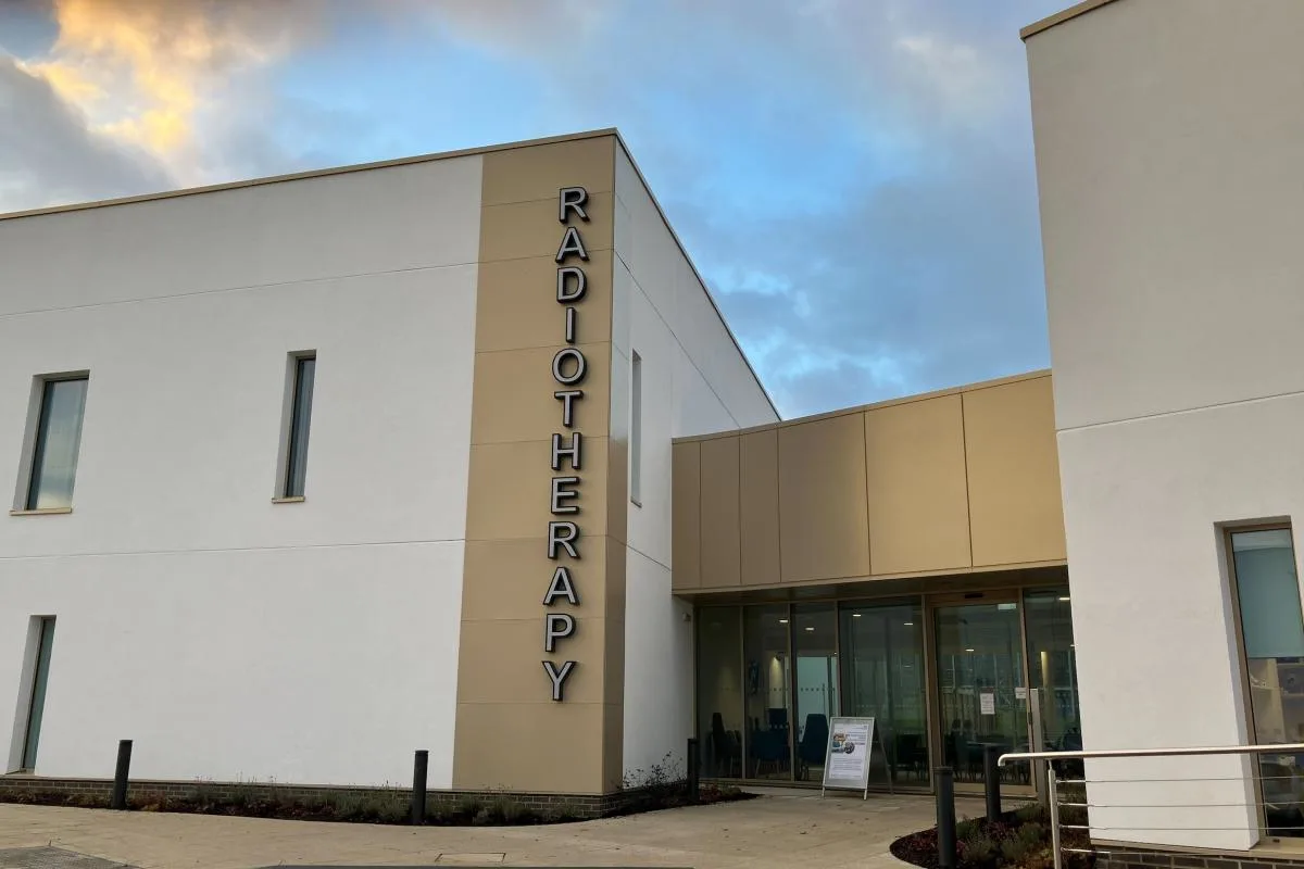 Milton Keynes radiotherapy centre welcomes first patients for treatment ...