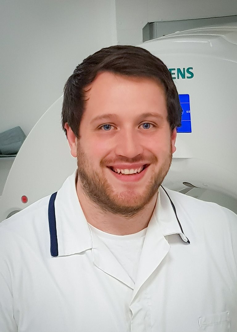 Diagnostic radiographer to take the reins of @NHS Twitter account | SoR