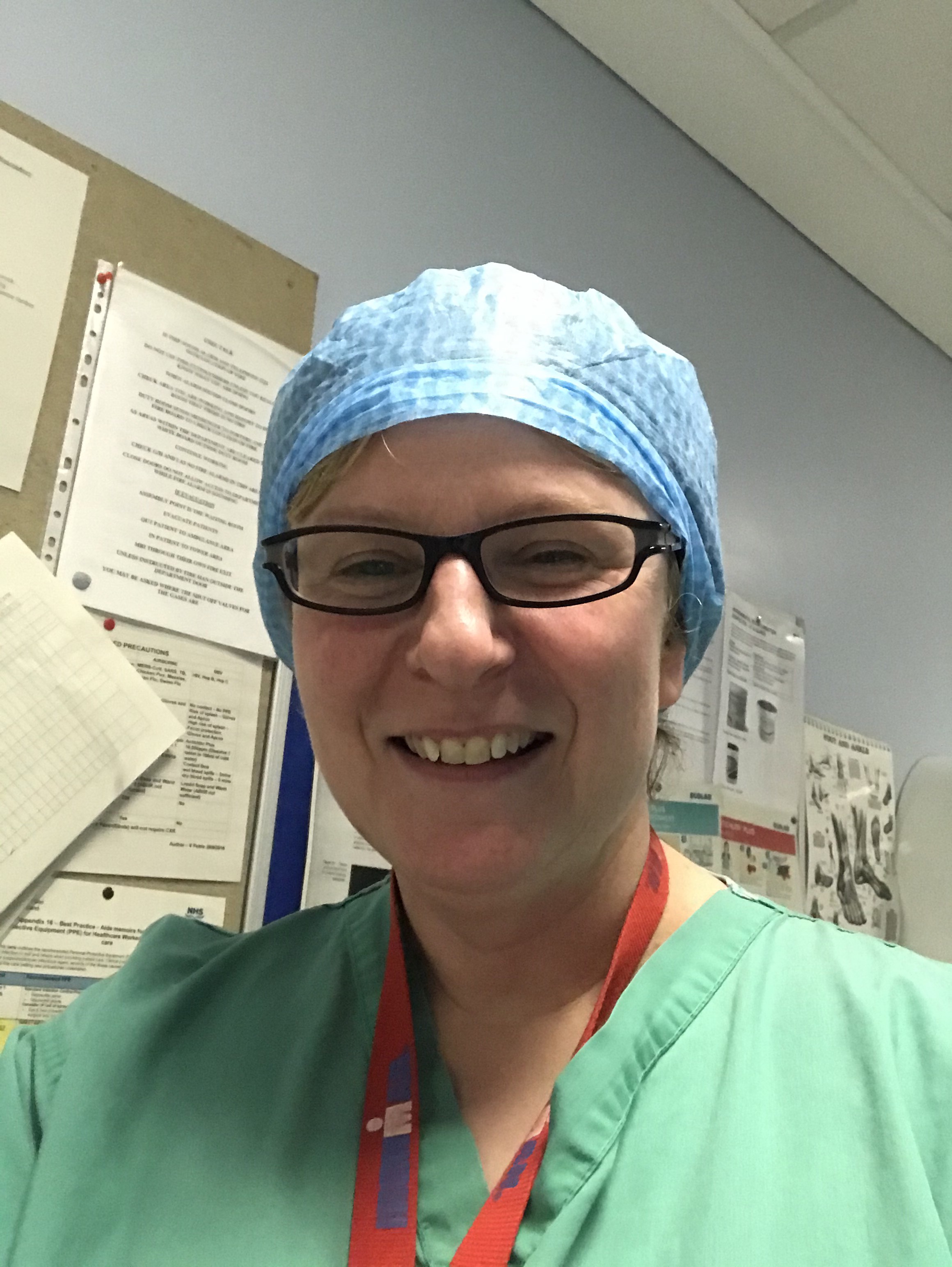 Radiographer immortalised in trauma team painting | SoR